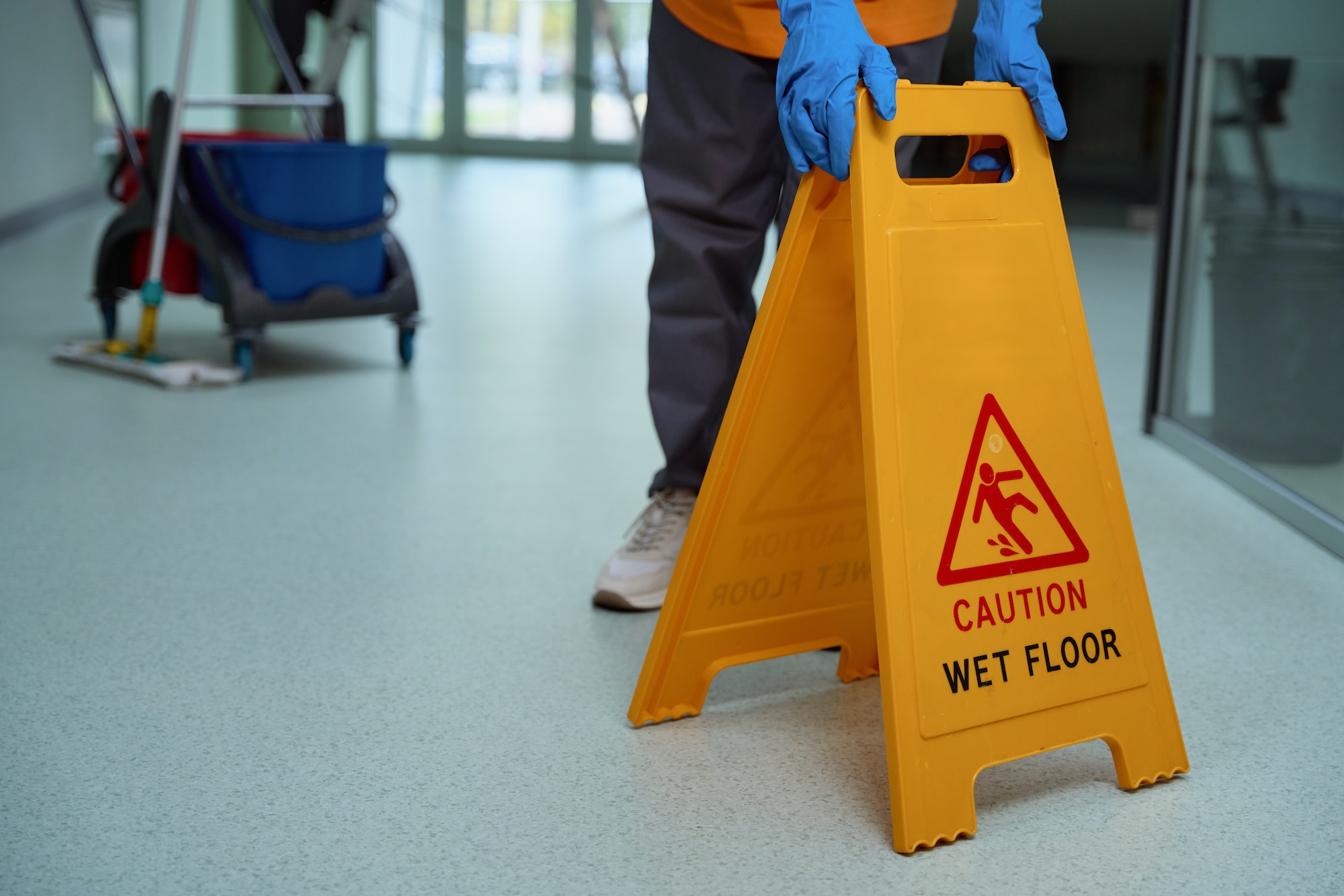 The Benefits of Investing in Professional Janitorial Services - Rone ...